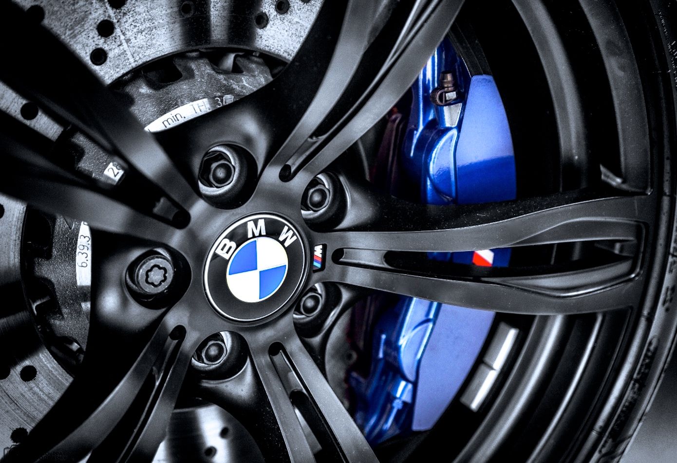 PERFECT Black Genuine OEM Factory BMW M5 20 inch Style 343M Forged WHEELS TIRES